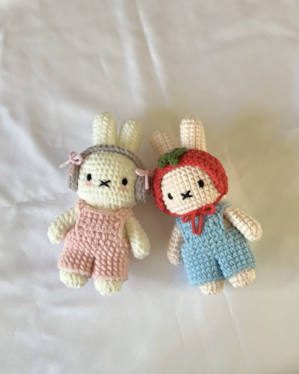 Crochet Miffy in Overalls: Free Amigurumi Pattern - Chubbiesbyash